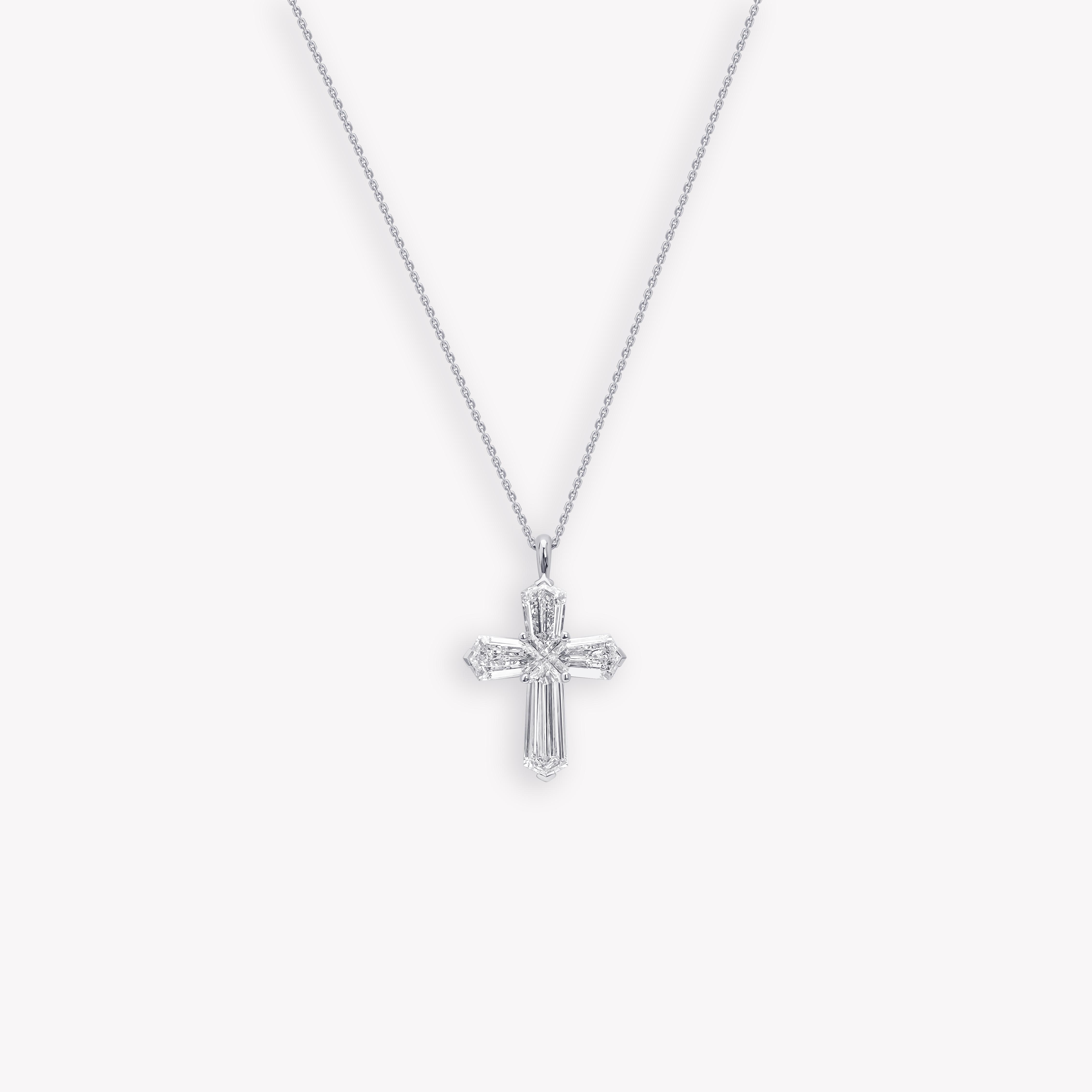 DIAMOND CROSS PENDANT - Kamni.ae